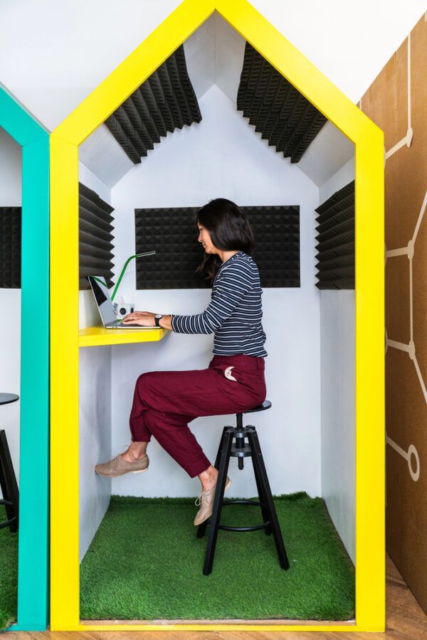 25 Inventive Home Office Layout Ideas to Inspire Your Dream Workspace