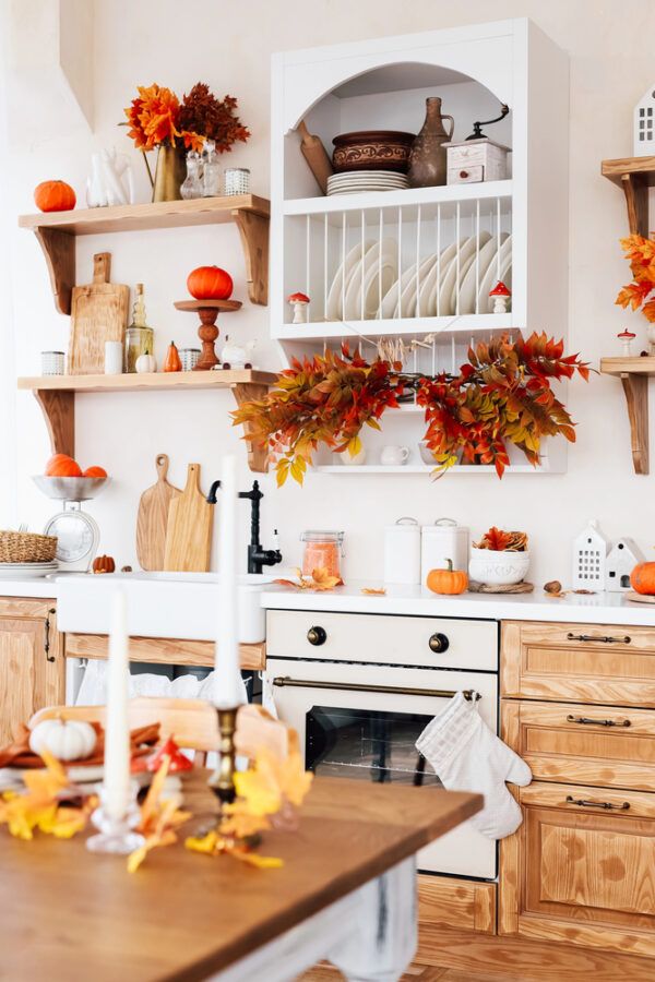 22 Fall Kitchen Decor Ideas to Bring Cozy Autumn Vibes Home