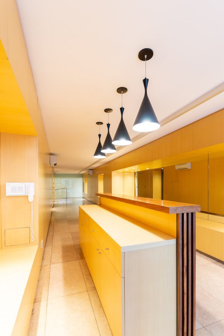 24 Corporate Office Decor Ideas to Inspire Your Team Daily