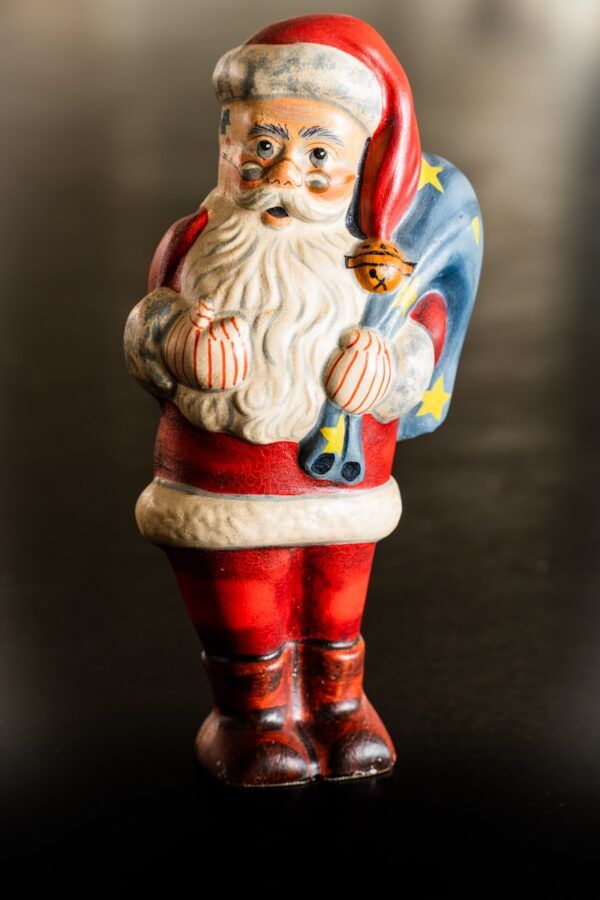 30 Vintage Christmas Decor Ideas to Add Nostalgic Charm to Your Home
