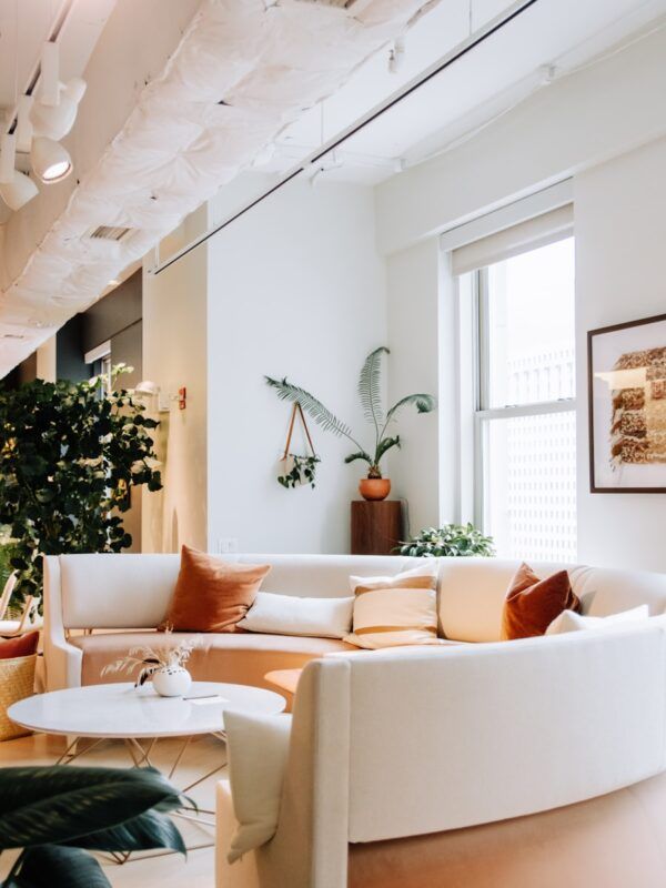 24 Corporate Office Decor Ideas to Inspire Your Team Daily