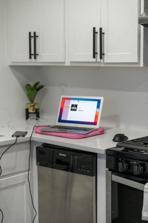 Simple Work From Home Set Up Ideas That Make Every Day Easier