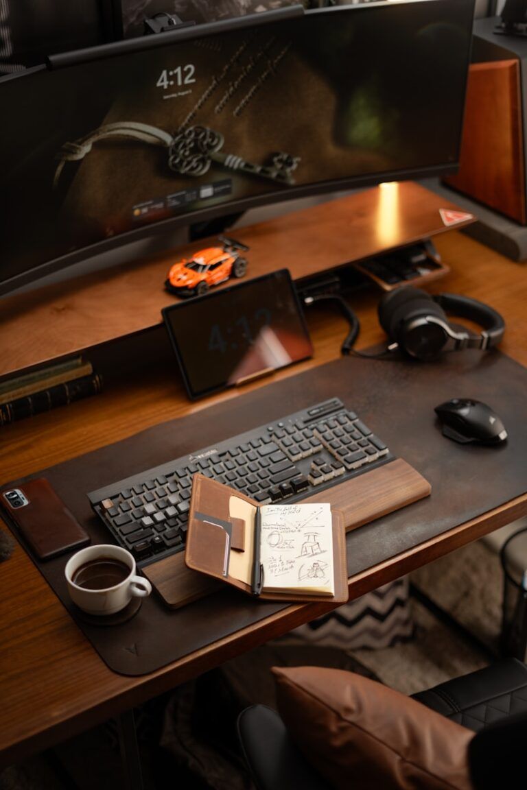 25 Masculine Office Decor Ideas for a Classic and Timeless Look