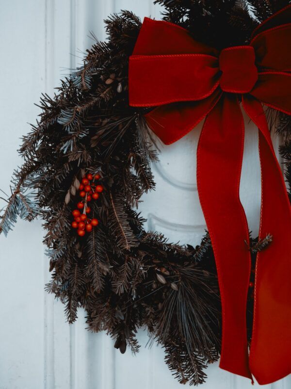 30 Vintage Christmas Decor Ideas to Add Nostalgic Charm to Your Home