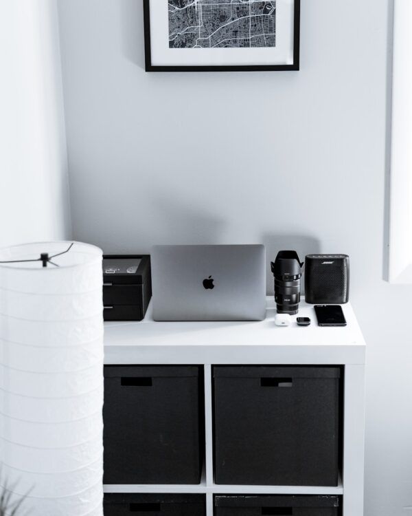 30 Stunning Glam Office Decor Ideas to Make Your Space Shine