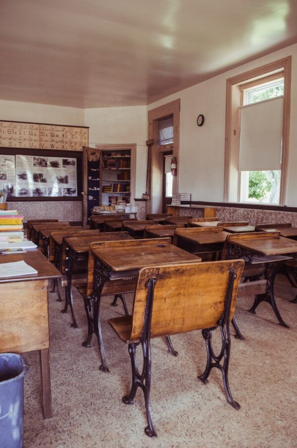 20 Creative Teacher Office Decor Ideas to Inspire Your Classroom Workspace