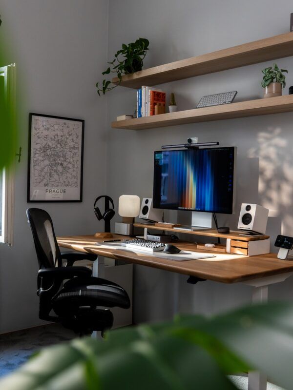 25 Inventive Home Office Layout Ideas to Inspire Your Dream Workspace