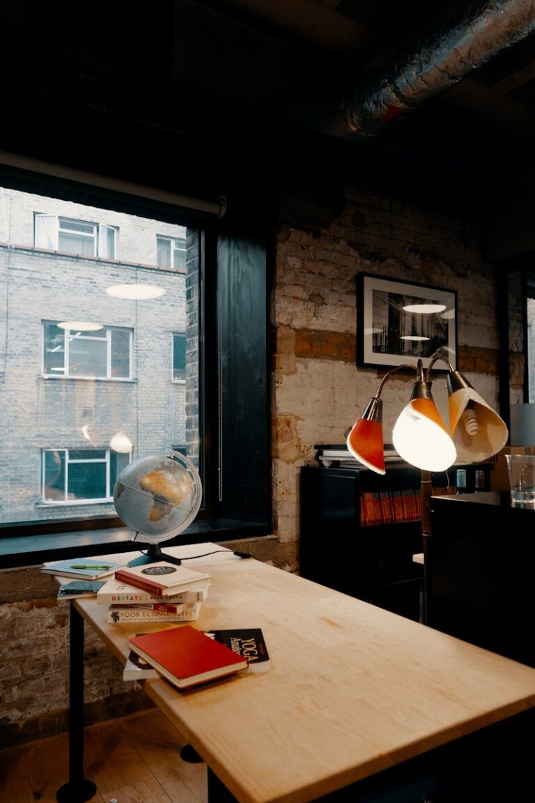 How to Create an Eclectic Office: 20+ Chic & Stylish Ideas