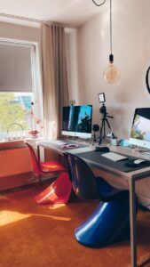 How to Create an Eclectic Office: 20+ Chic & Stylish Ideas